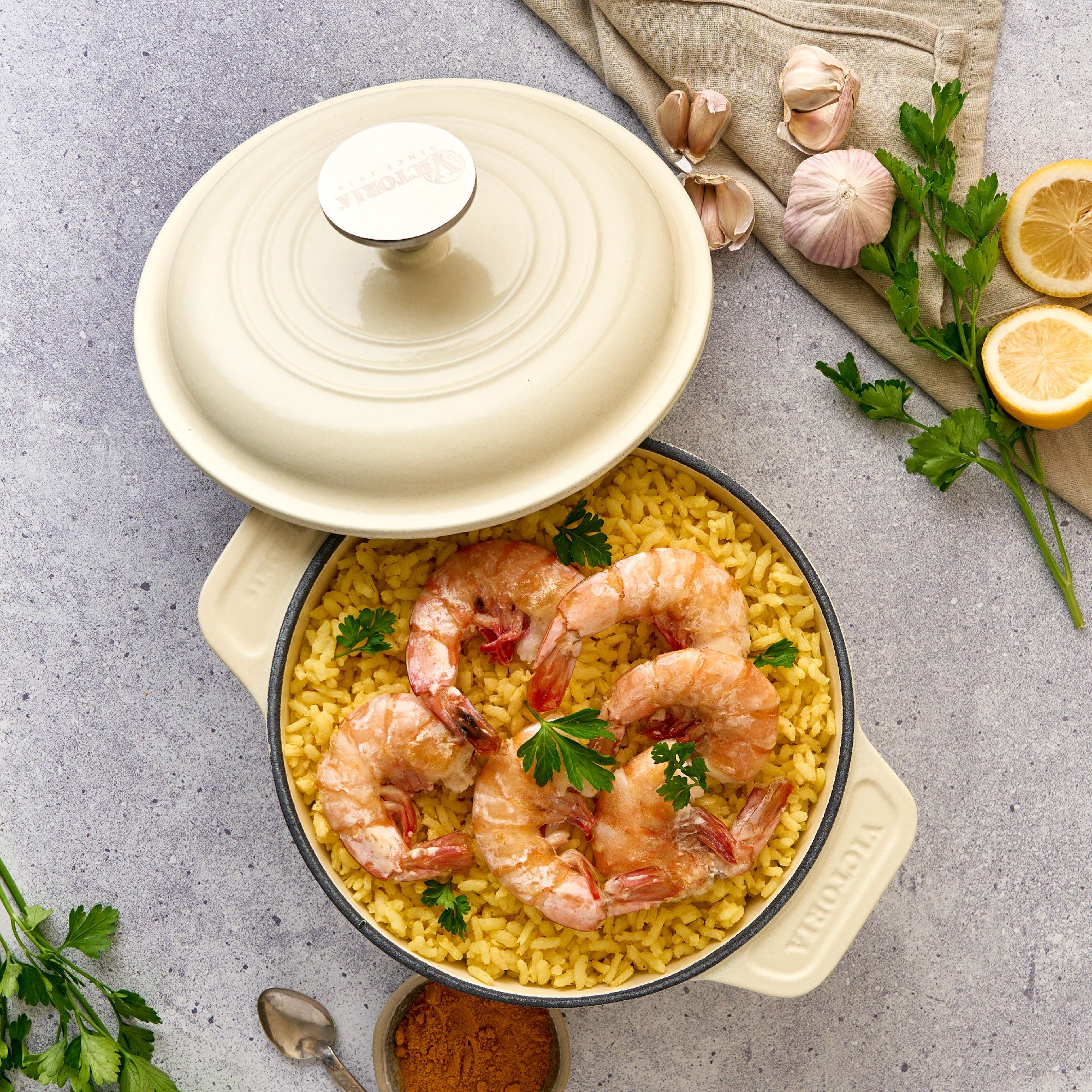 Horno Holandés 1,9 L Olla Esmaltada White Sable– Victoria